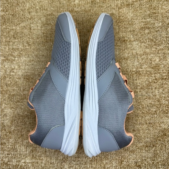 Vionic | Shoes | Vionic Maeve Greypeach Gored Laced Slipon Sneakers ...